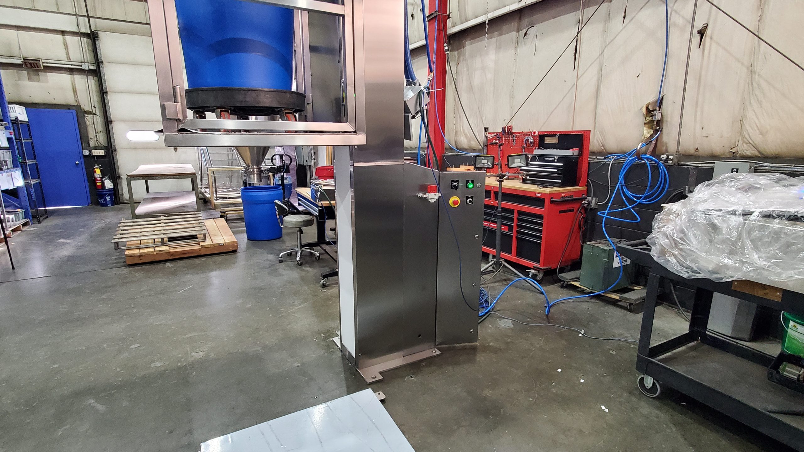 Post Platform Lifts - Post Material Handling